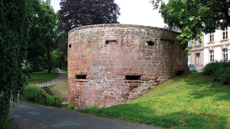 16 VOR - Nachrichten aus Trier | » Kennen Sie … Triers Stadtmauer?